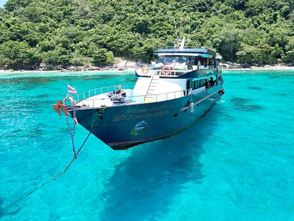 SSI Open Water Diver Course • Private 1:1 Tuition 3 Days - 6 Boat Dives ...